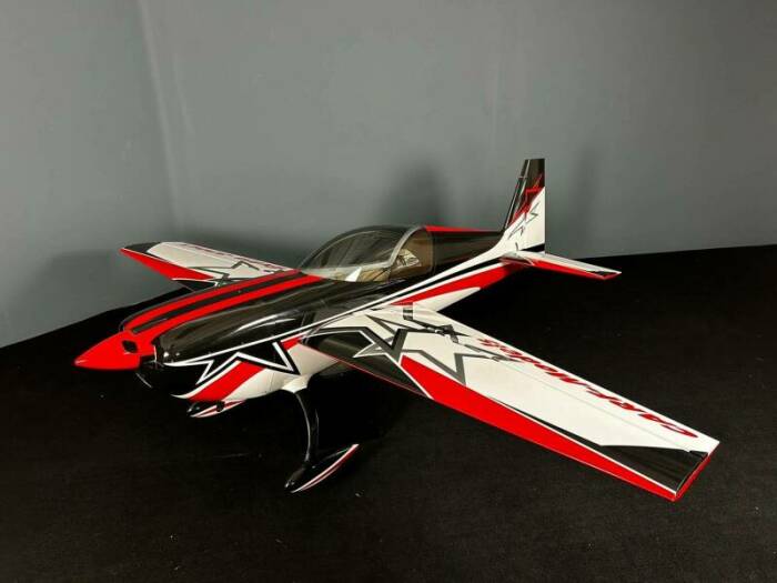 Extra 330LX 2.6m (Custom Scheme)