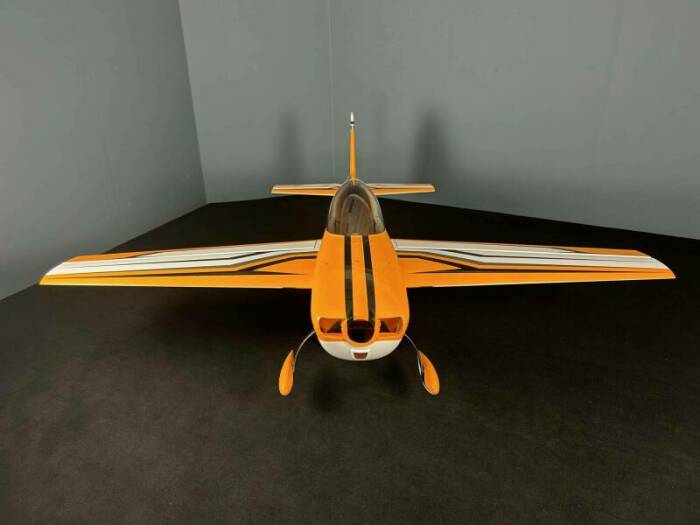 Extra 330LX 2.6m (Scheme of Challenge)