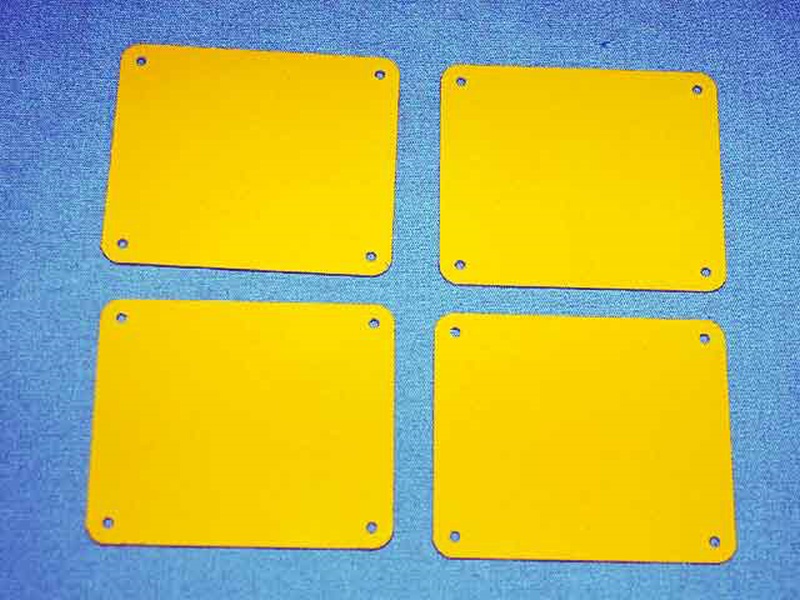 Servo Hatch set, un-slotted (yellow)