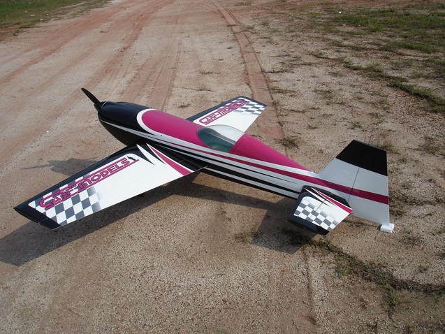 Extra 330SC 2.3m (Chequer Scheme magenta-black)